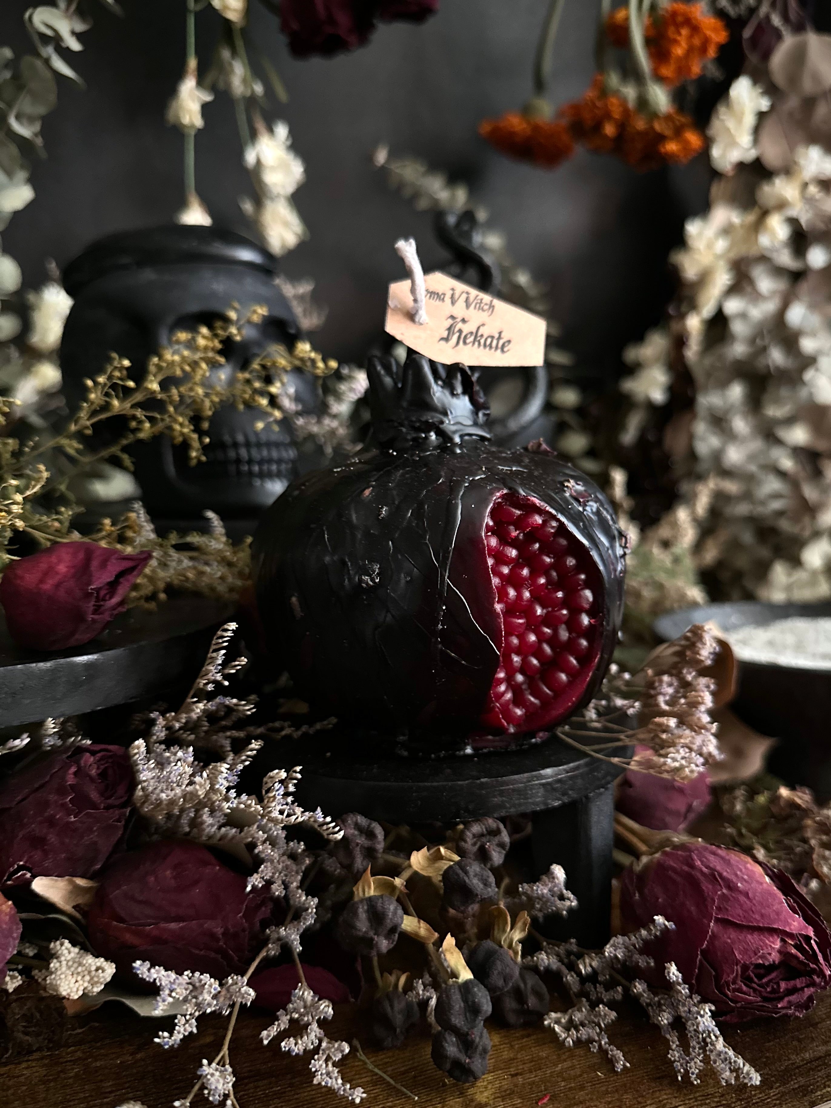 Hekate Pomegranate Candle – ComaVVitch